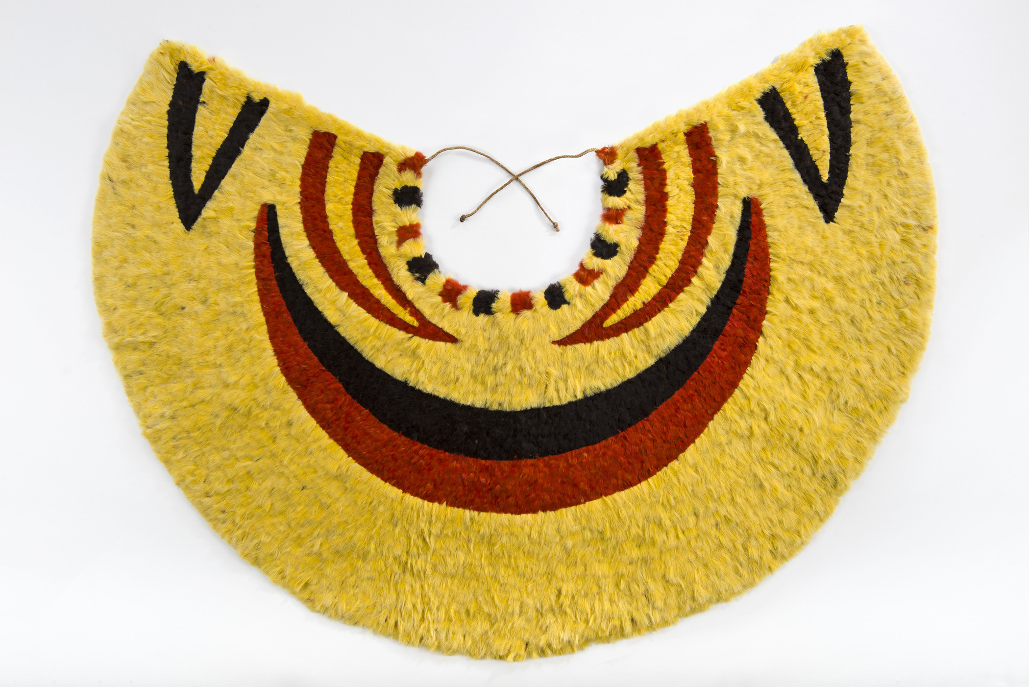 Welcoming Royal Hawaiian Featherwork to LACMA | Unframed