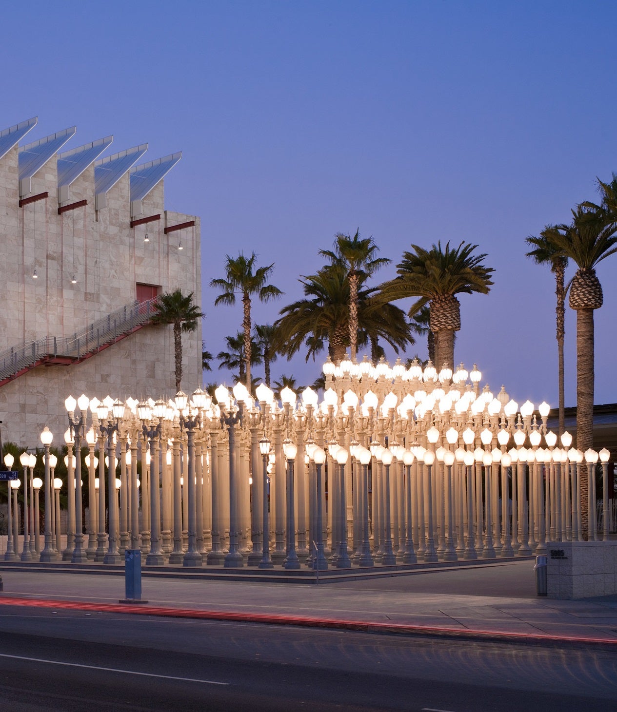 Chris Burden’s “Urban Light” Is Getting a Refresh | Unframed